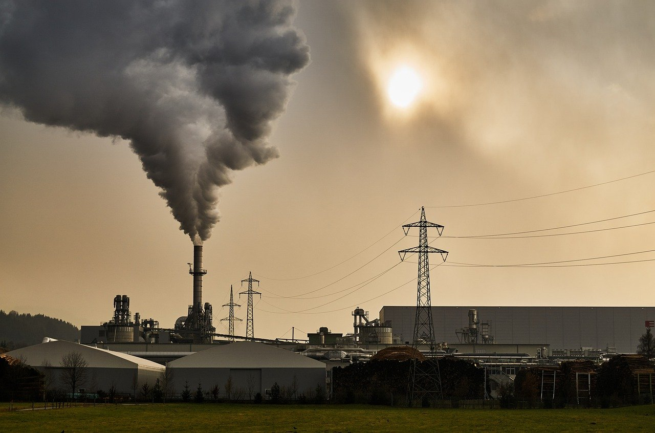 Air pollution exposure may increase risks for ICU admission or death ...
